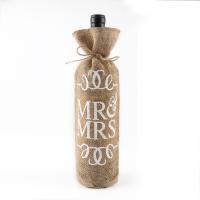 China Jute Wine Bottle Covers with Drawstrings Reusable Wine Gift Bags in Customized Color for sale