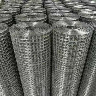 China Poultry Livestock Breeding Wire Mesh Anti Rust for sale