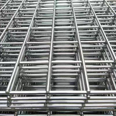 China Durable Spot Welded Wire Mesh Burr Free Surface Versatile Use for Municipal Home Safety Protection for sale