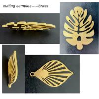 China fully enclosed exchange worktable fiber laser cutting machines for sale