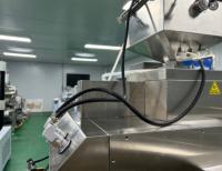 China 0-8rpm Running Speed Soft Gelatin Capsule Machine With 4-32 Pcs Plungers And Paste Capsule Ejection for sale