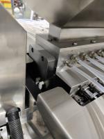 China JL-250III Industrial Softgel Filling Machine with 205,800 Capsules/Hour Output, ±0.5% Filling Accuracy, and GMP/FDA Compliance for sale