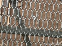 China Stainless Steel 304 Expanded Metal Fence Hexagonal Hole for sale