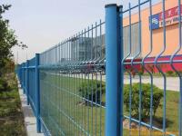 China 3D Powder Coated Metal Wire Mesh Fence with Square Round Post for sale