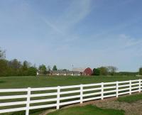 China 3-Rail White PVC Farm Fence for Horses 1.8m Height for sale