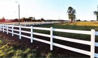 China PVC Farm Fence 3 Rails Horse Paddock Ranch Easy Installation for sale