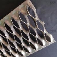 China Diamond Hole Grip Strut Safety Grating Aluminum Plate 300-600mm for sale
