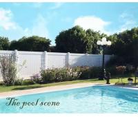 China PVC Private Fencing Screening White Vinyl Plastic Privacy Fence Panels for sale