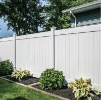China Outdoor PVC Plastic Privacy Style Vinyl Fence With Top Picket for sale
