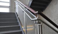 China OEM Powder Coated Architectural Stainless Steel Woven Mesh For Balustrade Staircase for sale