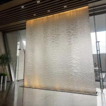China 1.2mm Stainless Steel Wire Sliver Color Woven Water Rain Curtain Wall Mesh for sale