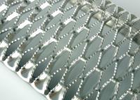 China Safety Gratings 2.0mm 2.5mm Diamond Hole Aluminum Grip Strut Walkway for sale