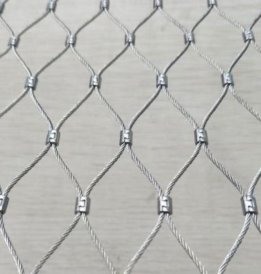China Customized 2mm 304 Stainless Steel Rope Wire Mesh Aperture 60*104mm for sale
