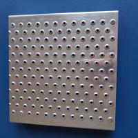 China 4.0mm Raised Grip Strut Plank Grating Round Hole Floor Safety Slip Resistant for sale