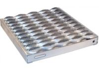 China Safety Walkway Steel Grating 2 Noses Closed Roof Galvanized for sale