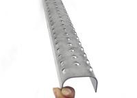 China Galvanized Steel Slip Resistant Ladder Rung Covers 13-14 Gauge for sale