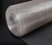 China 2.5x2.5cm Hole Size Galvanized Iron Welded Wire Mesh Roll For Netting Floor for sale