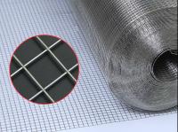 China 1x1in Galvanized Iron Welded Wire Mesh Roll for Construction for sale