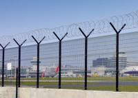 China Y Square Post Galvanized Wire Mesh Fence with Razor Wire 4.0mm 4.5mm for sale
