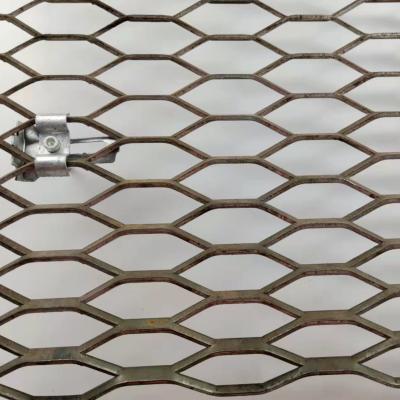 China Heavy Duty 3m X 1.5m Expanded Steel Mesh Hot Dipped Galvanized Hexagonal Hole for sale