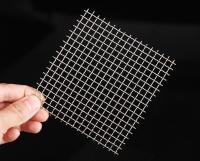 China 5mm Crimped Woven Wire Mesh Vibrating Screen with Hooks for sale