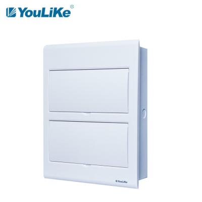 China Indoors Two Phase Plastic MCB Distribution Box 24way Cooper Busbar With Din Rail for sale