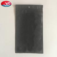 China Lightweight and Compact cigar bags custom featuring humidity sheet inside designed to maintain cigar freshness during travel for sale