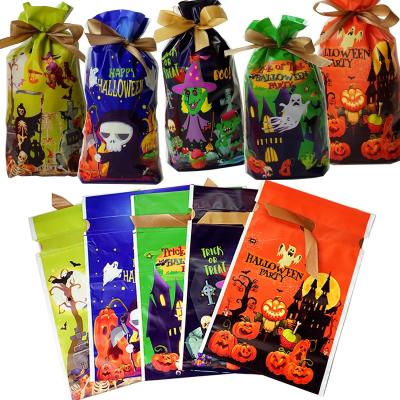China Waterproof Cartoon Ghost Halloween PE Drawstring Gift Bag for sale