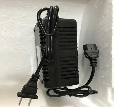 China Factory supply batteries rechargeable li-ion lithium 6.8Ah 12v /5V 13Ah12v with AC Charger US/EU/AU/UK Plug for sale