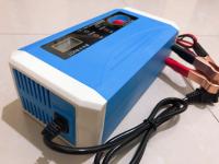 China 12V 24V 10A Intelligent Car Battery Charger AGM Lead Acid Gel for sale