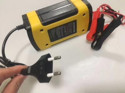 China RoHS 12v 4ah Intelligent  Battery Charger Fireproof  Material for sale