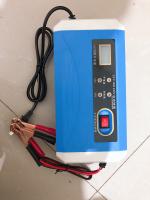 China Motorcycle Truck 12V 10A Car Battery Charger  Heat Dissipation for sale