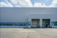 China High Durability Corrosion Resistant Commercial Steel Building with Customizable Length for sale