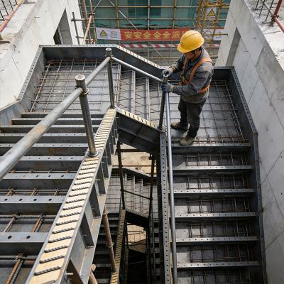 China Steel Concrete Step Formwork corrosion resistant With Treated Steel Plates for sale