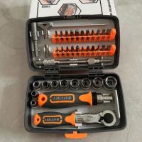 China Homeused 38-in-1 Ratchet Screwdriver Hardware Tool Set Screwdriver Set for Home Appliance Repair and Maintenance for sale