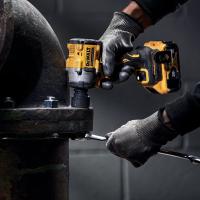 China DEWALT DCF922 20V MAX XR Brushless Cordless 1/2 in. Compact Impact Wrench with Hog Ring Anvil for sale