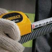 China Original DEWALT 5M Steel Tape Measure Double‑Sided Wear‑Resistant Measuring Tape Anti‑Slip Handheld Ruler For Home Decoration Construction Survey for sale
