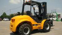 China 3.5 Ton Rough Terrain Forklift With Japanese Engine Forklift for sale
