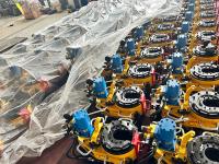 China Oilfield Oil Drilling Hydraulic Power Tong Drill Rig Tongs for sale
