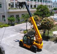 China XDEM Telescopic Handler 4ton 5ton Wheel Forklift Loader telescopic arm forklift for Sale for sale