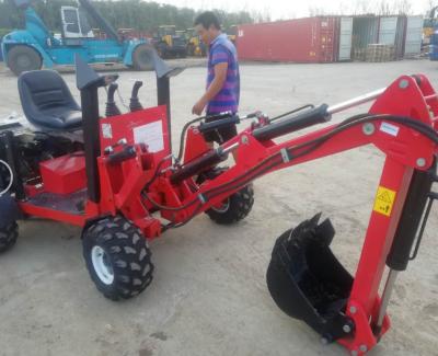 China 12hp 0.6ton Earth Excavation Machine With 4 Wheel Drive for sale