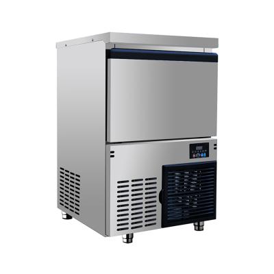 China Spray Cube Ice Machine Providing Consistent Ice Cube with Uniform Size and Shape Ideal for Cocktail Bars and Upscale Restaurants for sale