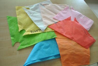 China 30-85Grams Non Woven Sheets , ISO SGS Rose Packaging Rolls for sale