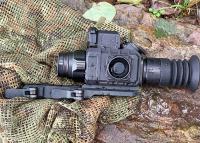 China 35mm 50mm Lens Infrared Thermal Imaging Camera With Builtin Laser Rangefinder for sale
