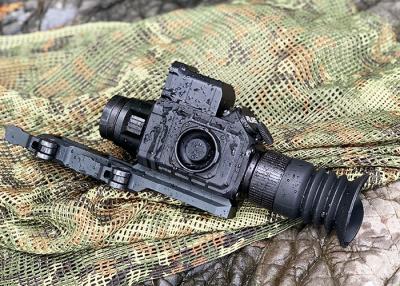 China IP67 Waterproof 17um Pitch Thermal Spotting Scope For Hunting for sale