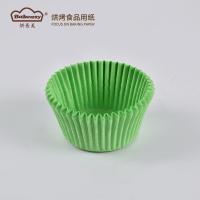 China Greaseproof Baking Cups for Cupcakes Disposable Muffin Cup 220°C Food Grade for sale