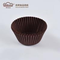 China Greaseproof Baking Cups for Cupcakes Disposable Muffin Cup 220°C Food Grade for sale
