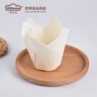 China Unbleached Tulip Cupcake Liners 220C Baking Cups Greaseproof Parchment Paper Muffin Wrappers for sale
