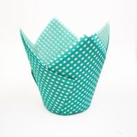 China Disposable Tulip Cupcake Paper Holders Greaseproof Baking Cups 220°C Oil Resistant for sale