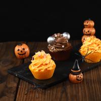 China Food Grade Greaseproof Muffin Liners 220C Non Stick Baking Paper Cups Cupcake Wrappers for Bakery for sale